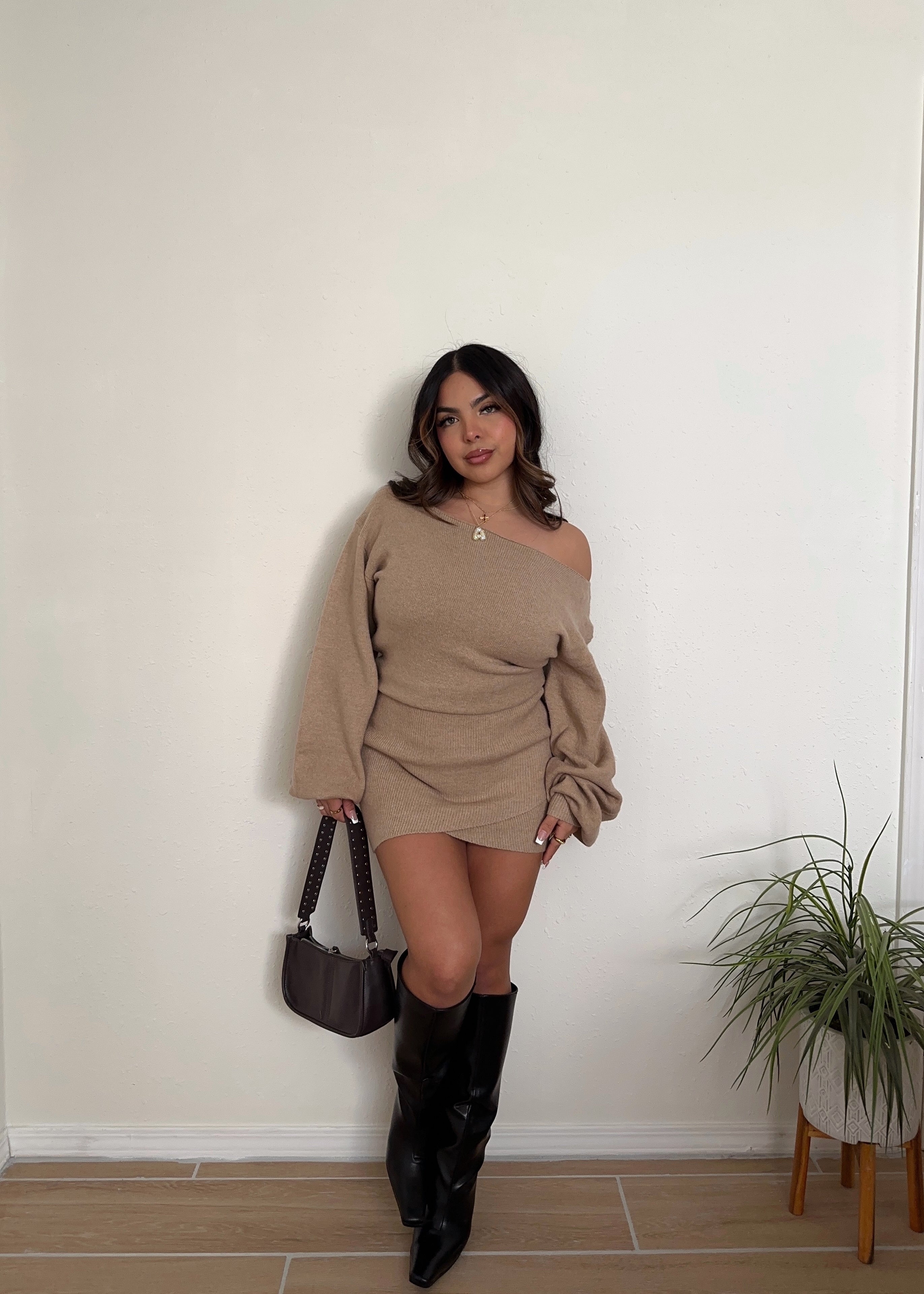 Madelyn Knit Dress (Beige) – Bluefridayco